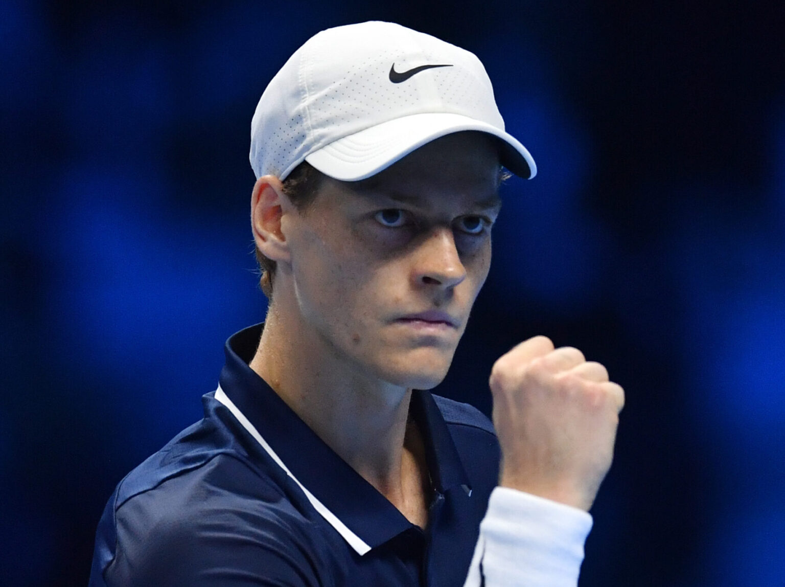 Sinner tem estreia tranquila e vence a primeira no Finals - TenisBrasil