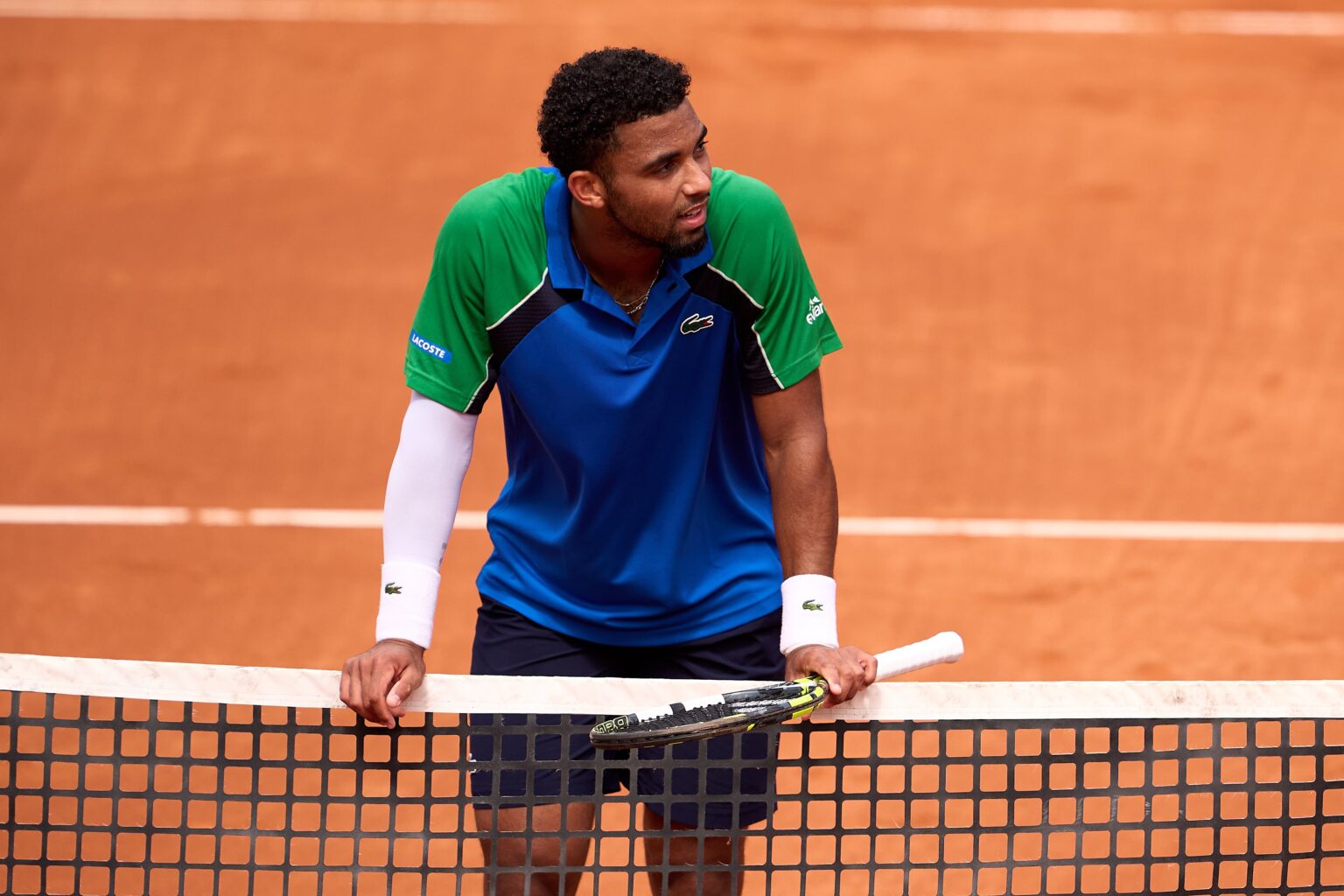 Tsitsipas joga apenas dois games, desiste e Fils vai às semifinais - TenisBrasil