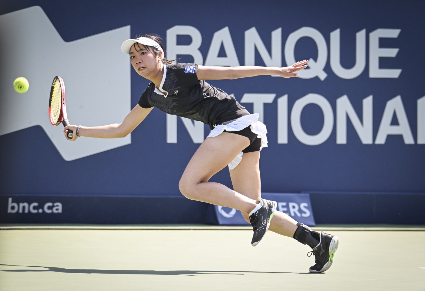Japonesa salva match-point e elimina Paolini na estreia no Canadá - TenisBrasil